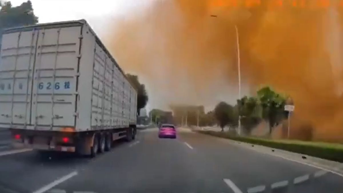 चीन के सीवेज पाइप में हुए विस्फोट का वीडियो वायरल, नेटिजंस ने दिया ...