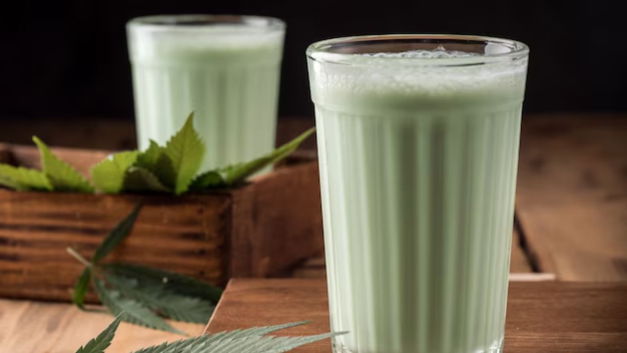 होली पर ज्यादा चढ़ गया है भांग का नशा? इन 4 नुस्खों से करें दूर | holi ...