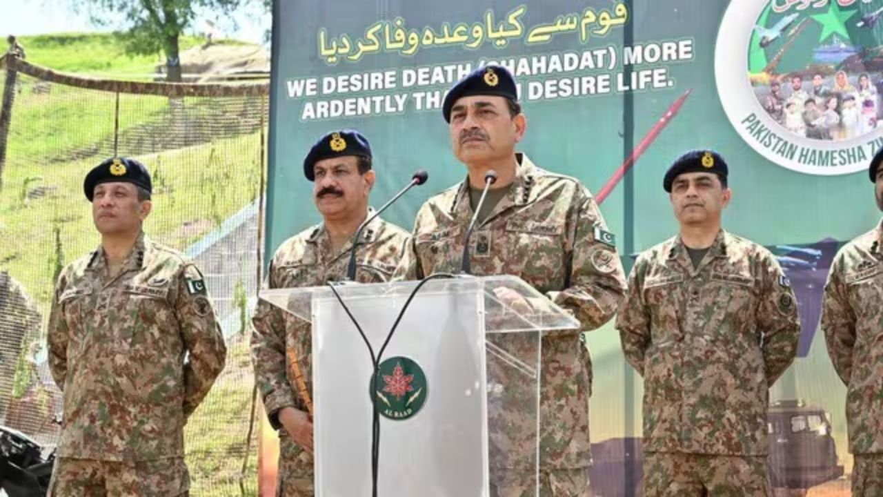 LOC से जनरल मुनीर की जहरीली चाल! कश्मीरी राग अलापकर दे रहा झूठी तसल्ली ...