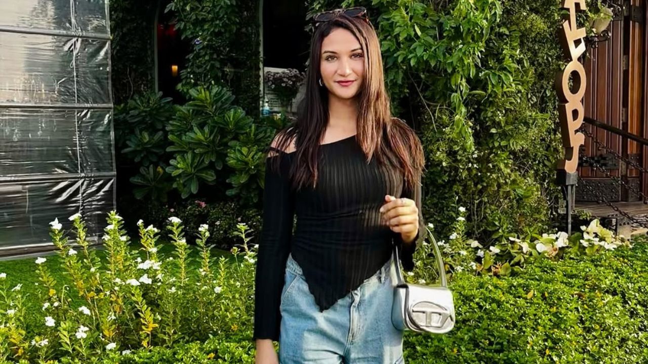 मैं पापा नहीं अब मम्मी बनाना चाहती हूं....Rise and fall शो में Anaya ...