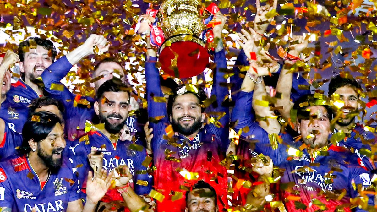 IPL ट्रॉफी GT जीते या RCB, जमकर होगी पैसों की बारिश; RR और SRH भी होंगी ...