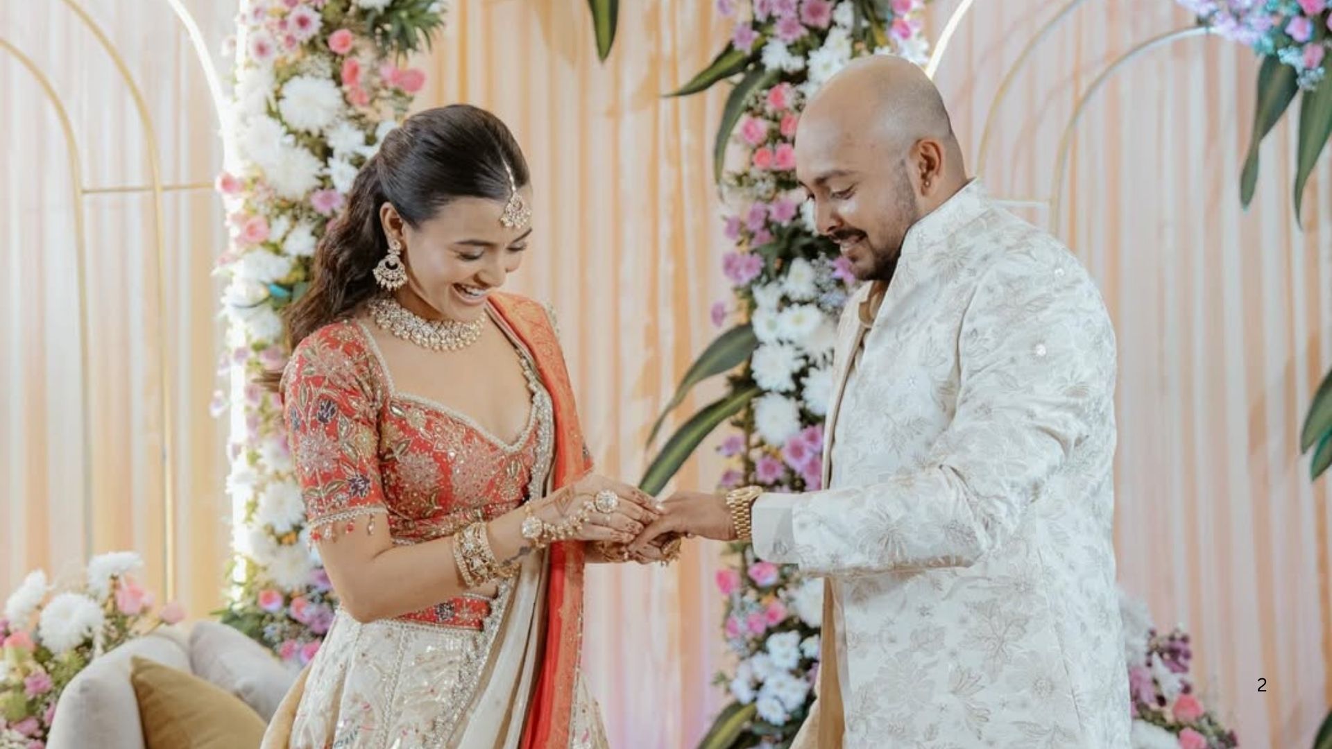 कौन हैं Akriti Agarwal? भारतीय क्रिकेटर Prithvi Shaw से की सगाई ...