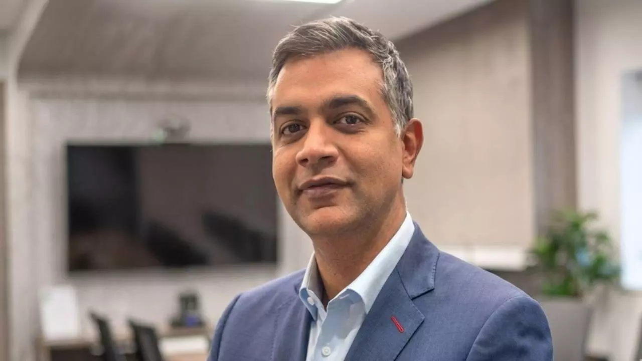 आधे घंटे बात की फिर पता चला सामने वाला इंसान नहीं AI क्लोन निकला ...